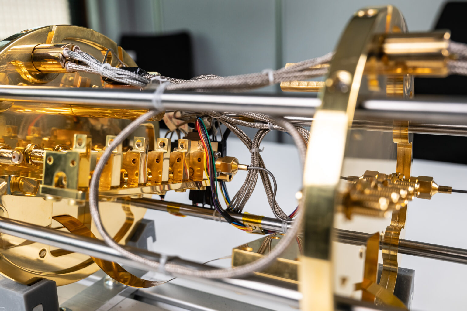 Read-Out lines - Delft Circuits